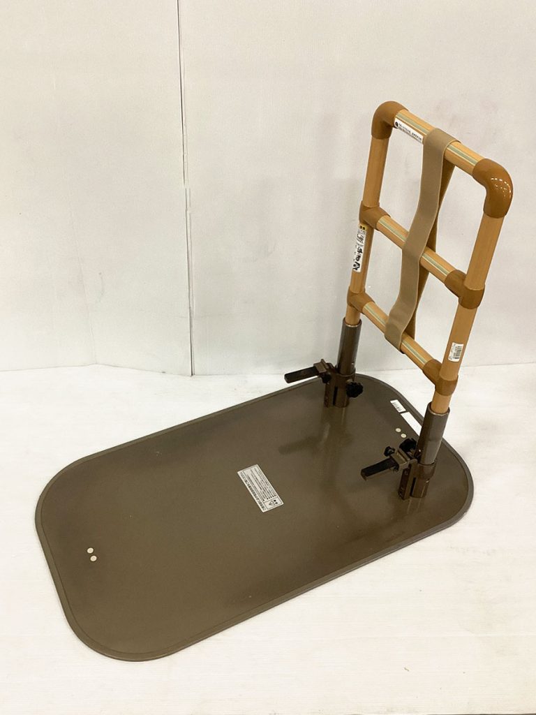 【中古品】 たちあっぷ とまるくん付 CKA-02 置き型手すり 矢崎化工 | リブモール